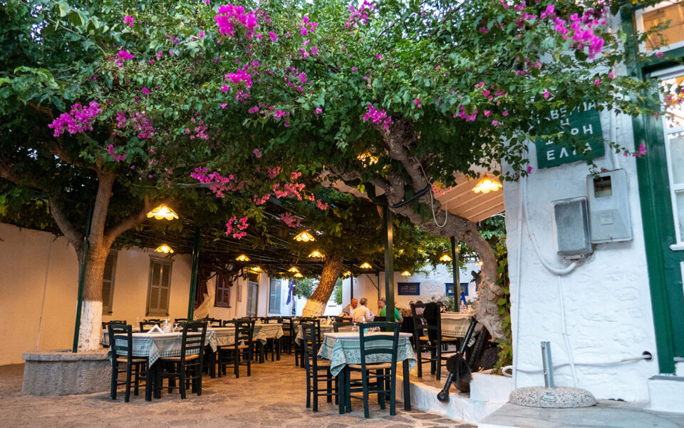 Where to eat in Hydra: 16 great bars & restaurants in Hydra, Greece