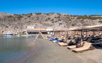 Where to find the best beaches in Hydra, Greece – On the Luce travel blog