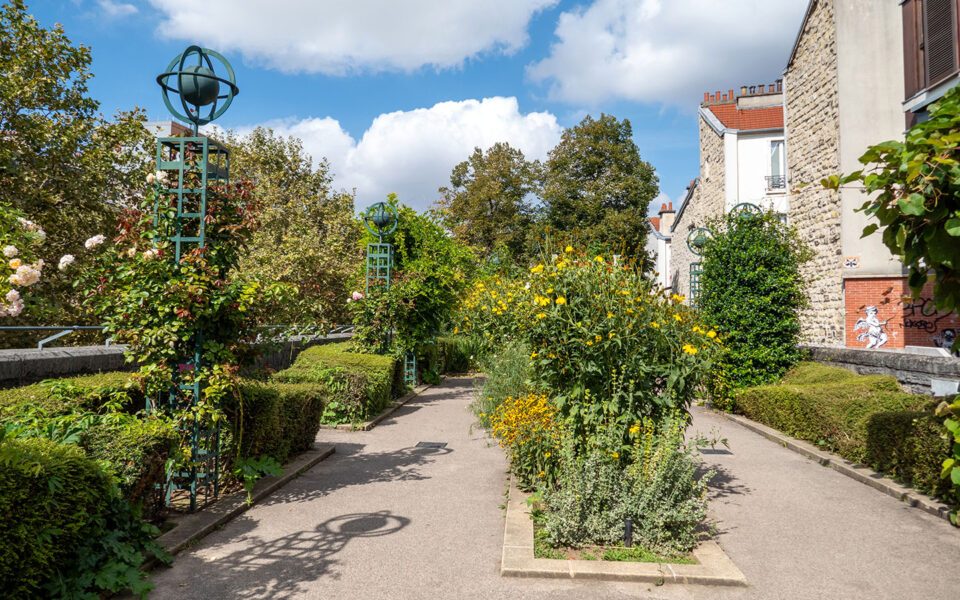 Visiting the Promenade Plantée: Paris' High Line park